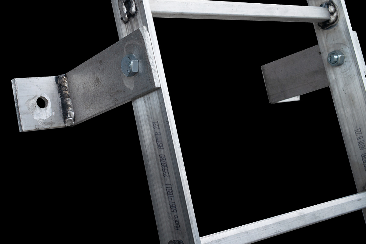 SAFESTEP™ Aluminum Ladders – Pennsylvania Insert Corporation
